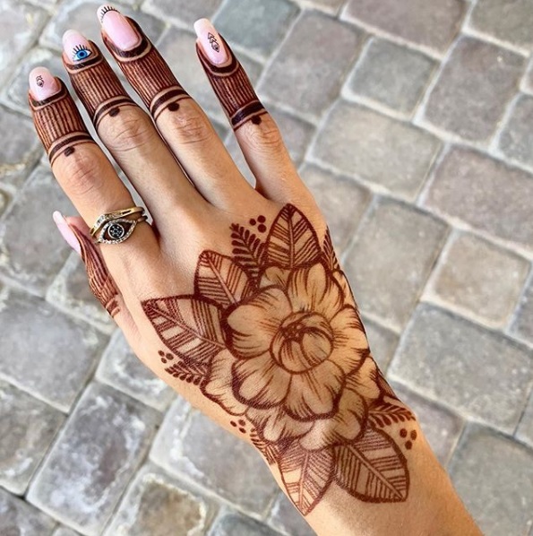 Starting New Mahendi Design With Flower - Mehndi Design | Fashion ...