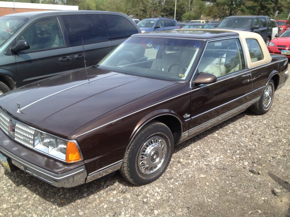 Crawling From The Wreckage: 1985 Oldsmobile 98 Regency