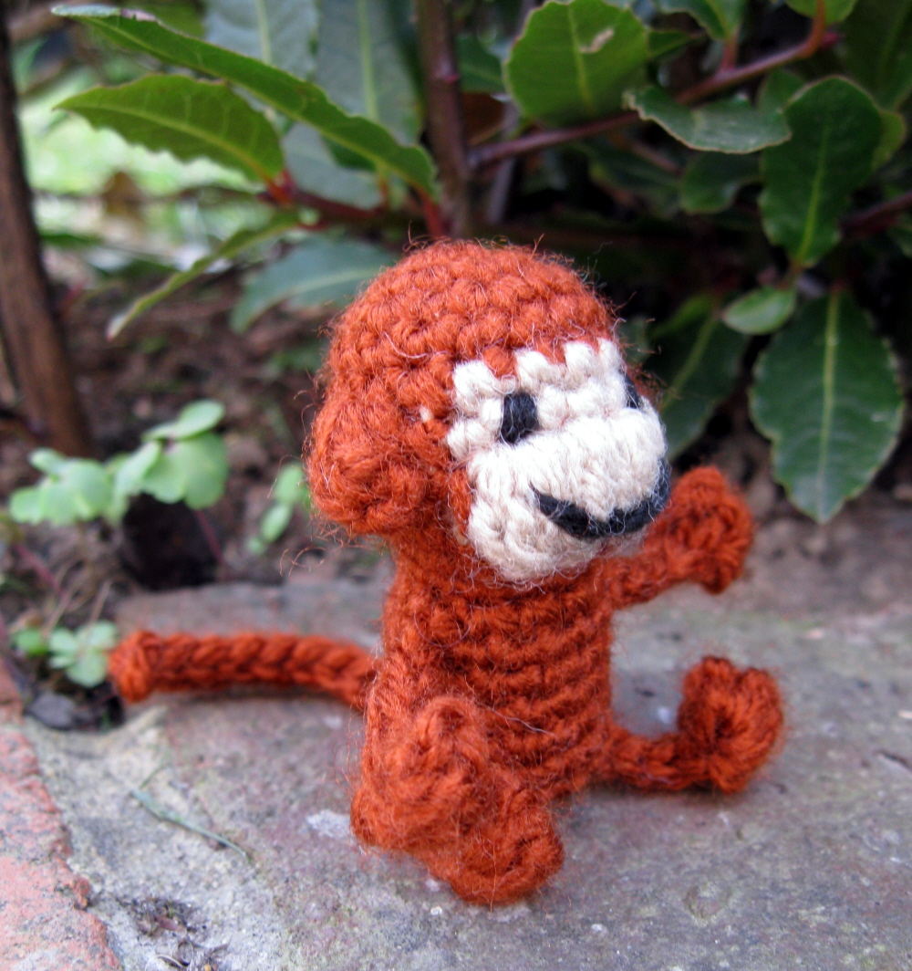 LucyRavenscar - Crochet Creatures: Mini Monkeys - Free Amigurumi Pattern