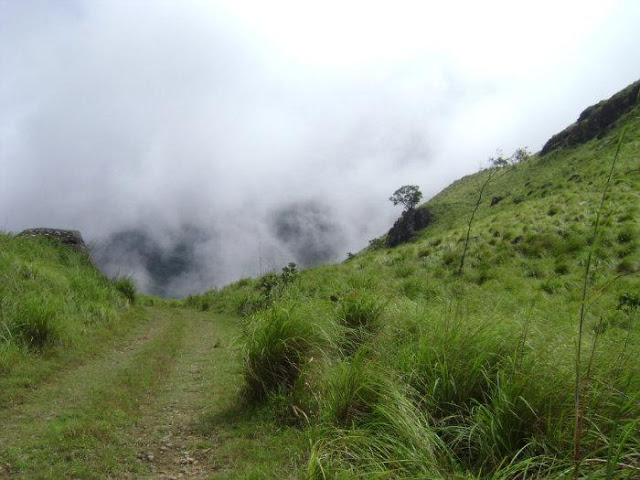 Tamilnadu Tourism: Varakkattai View Point, Manjolai Hills