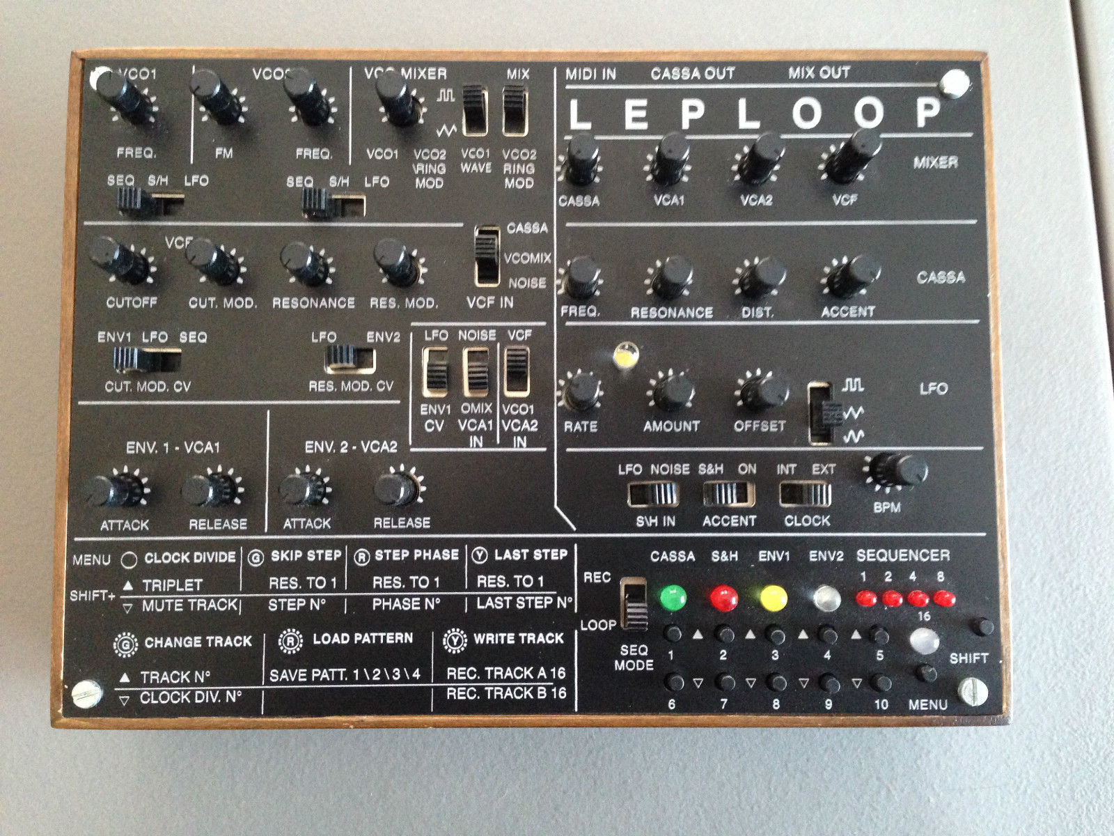 MATRIXSYNTH: Leploop Analogue Synth Groovebox