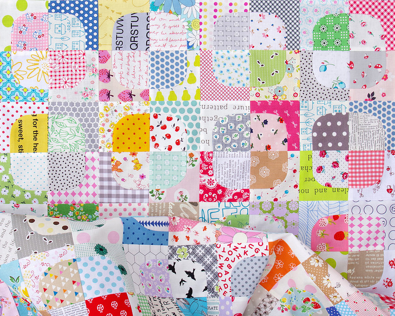 Red Pepper Quilts: 99 Squircles ~ A Quilt in Progress