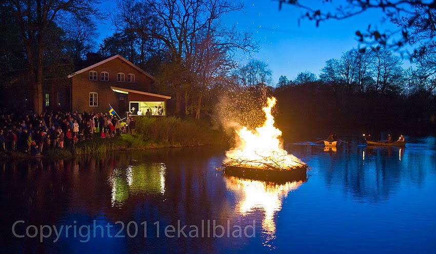 Landsorts-Fotografen: Valborg (bilder nr 105 och 106 rest 259)