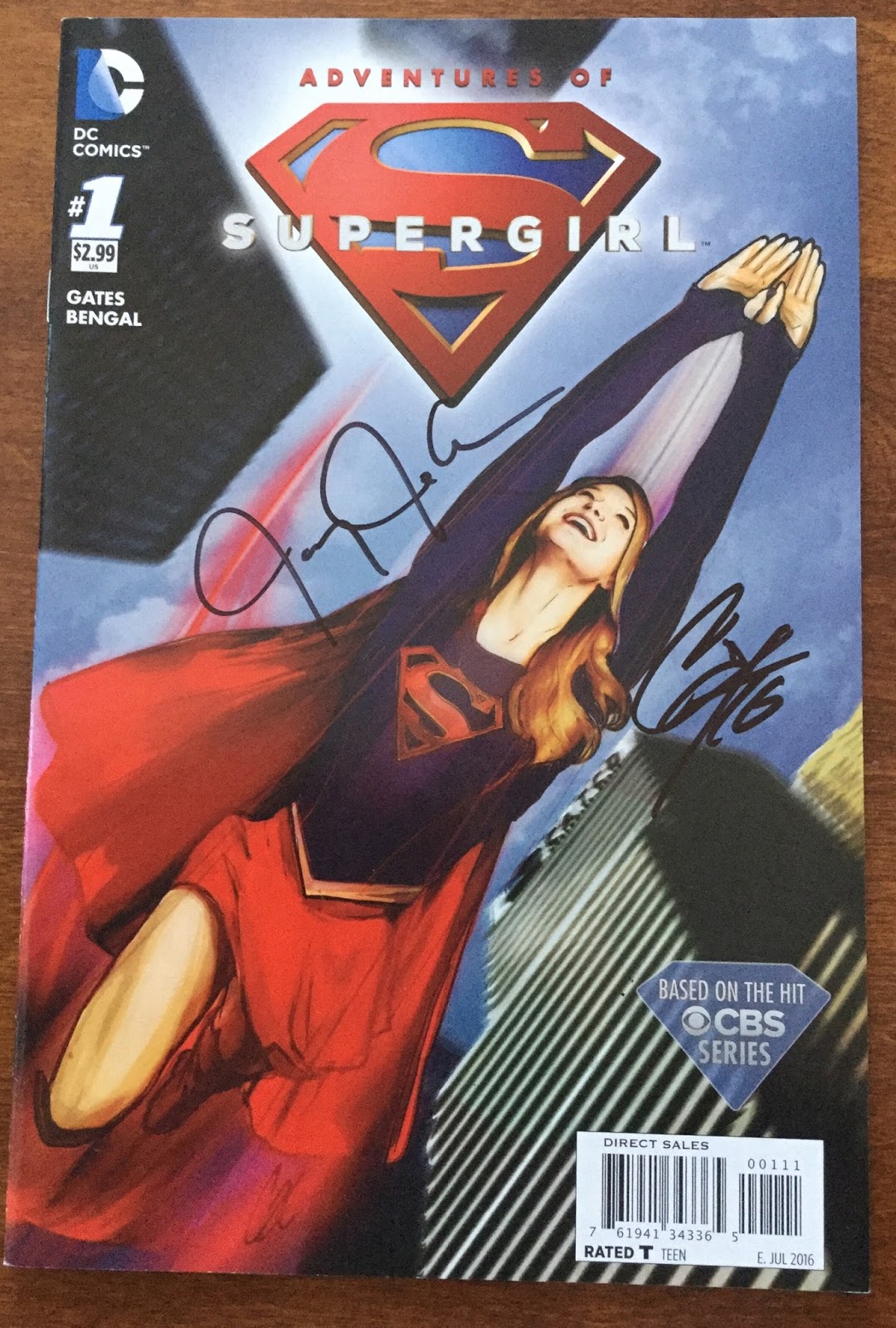 Supergirl Comic Box Commentary: Northeast Comic Con Review