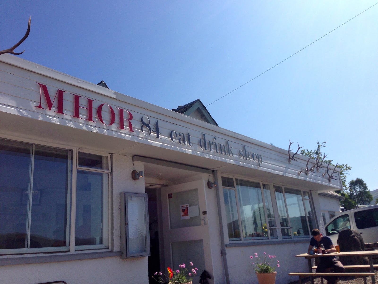 SHORTBREAD & CHAMPAGNE: Mhor, Callander and Lochearnhead, Perthshire