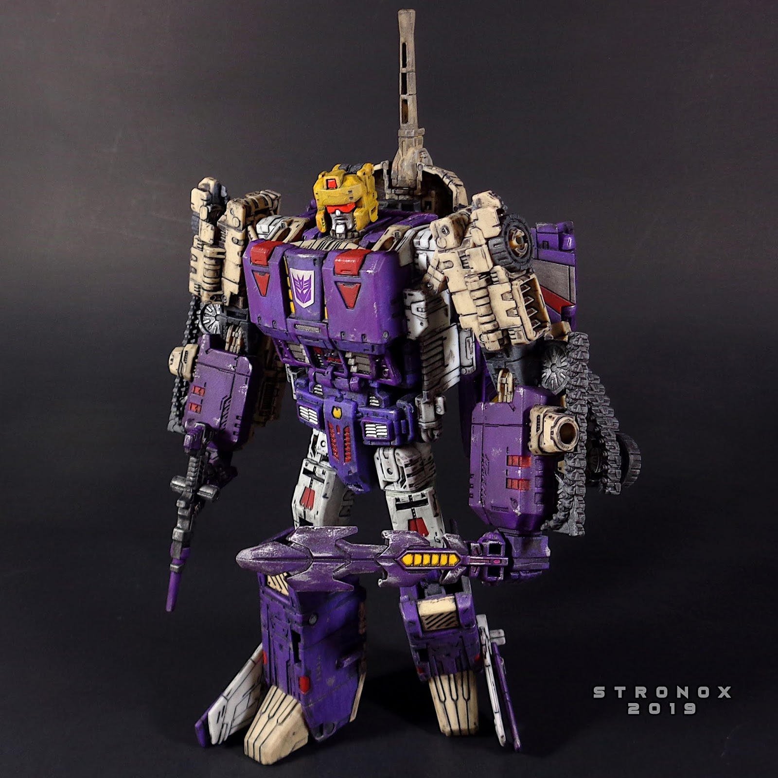 Stronox Custom Figures: March 2019