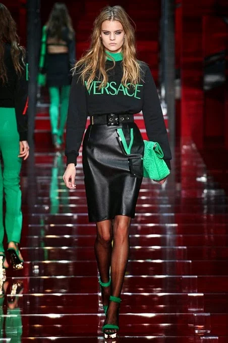 Versace Fall/Winter 2015 Milan Fashion Week Show