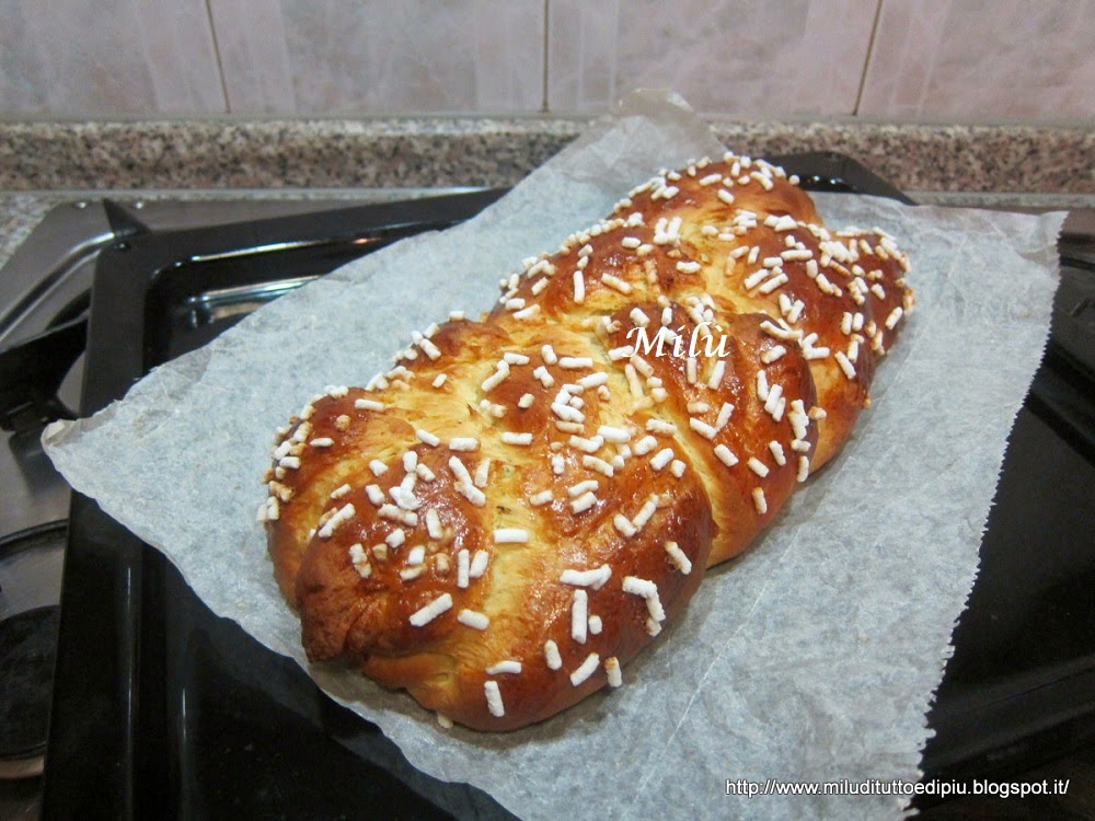 Treccia di pasta lievitata - Milù, di tutto e di più!