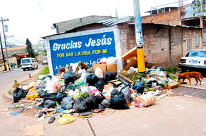 La Contaminacion en las Calles de Lima: CONTAMINACION EN LAS CALLES DE LIMA