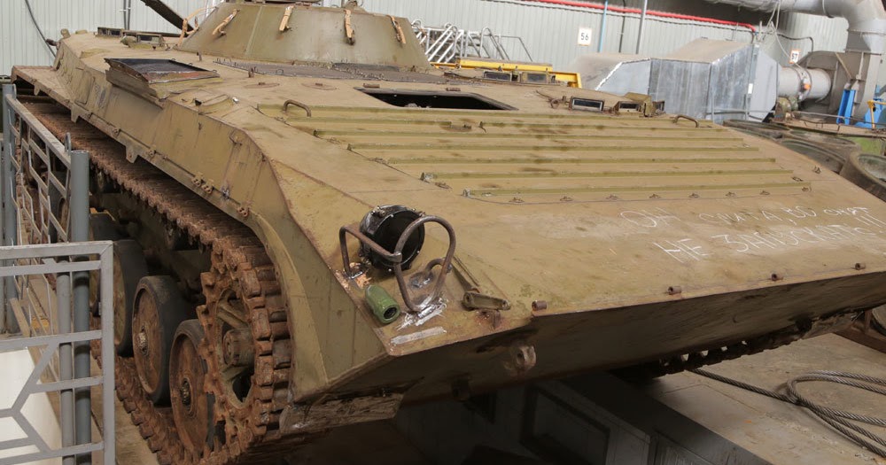 Historia y tecnología militar: Restauración de un prototipo del BMP-1