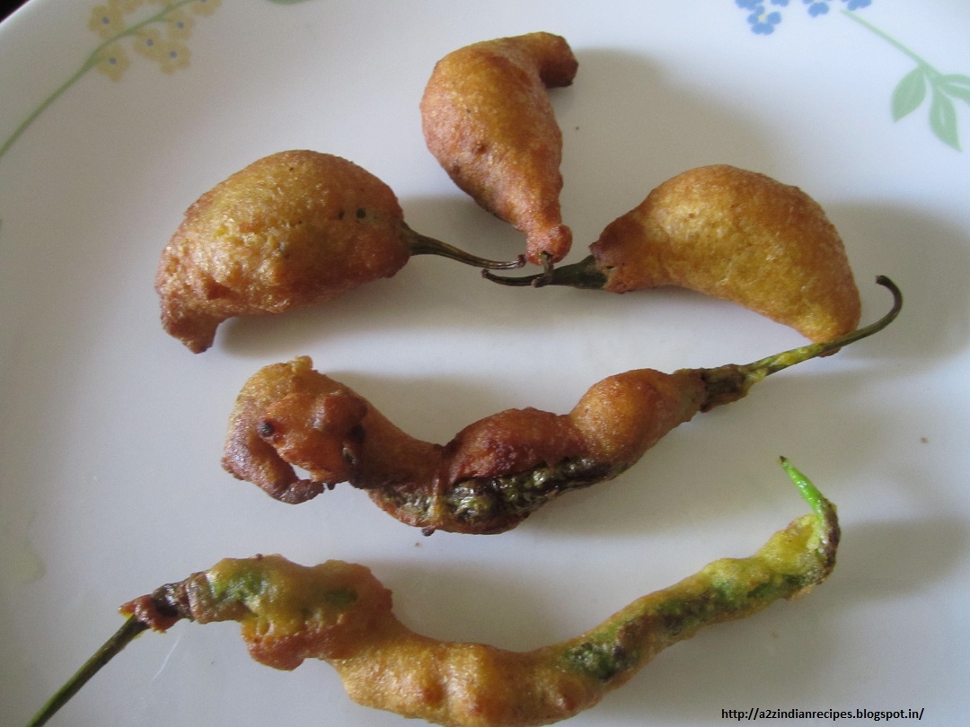 a2zindianrecipes: Mirchi Bhajis