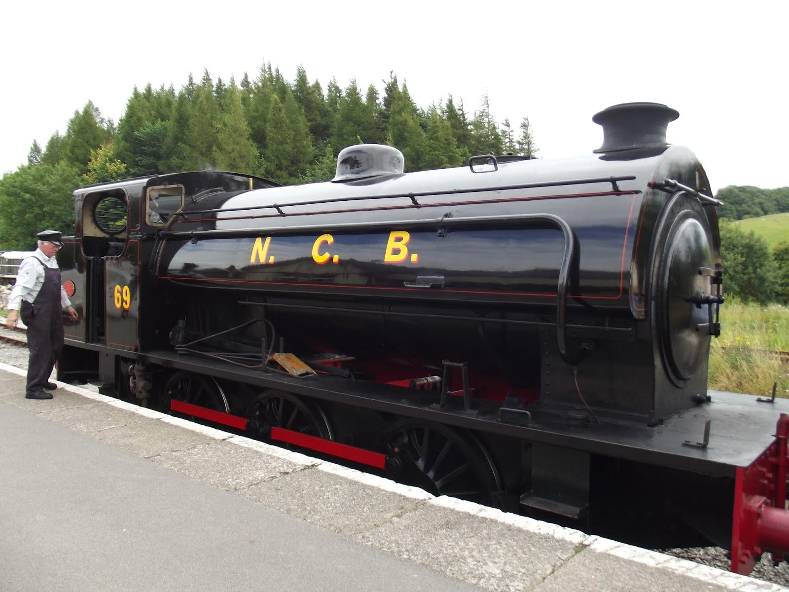 Steam Memories: Hunslet Austerity in NCB colors