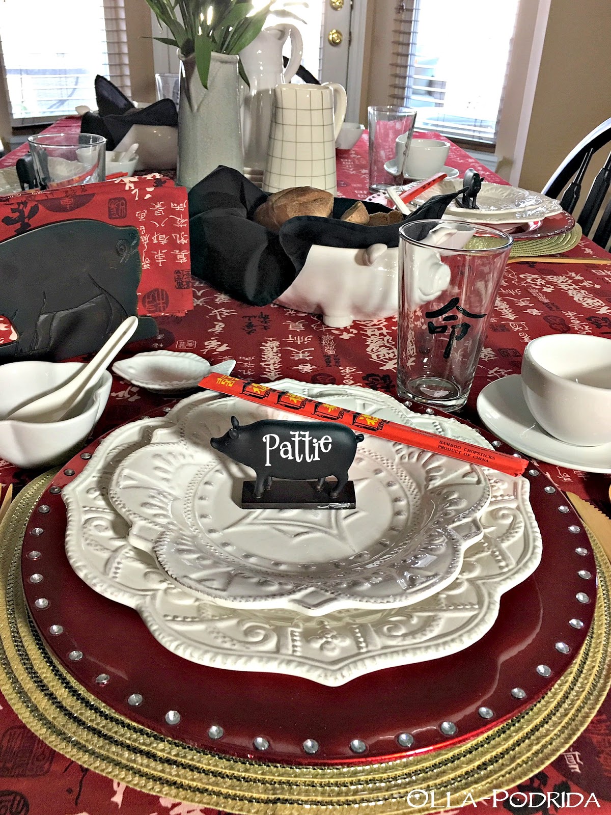 Olla-Podrida: A Year of the Pig Table to Enjoy All Year Long