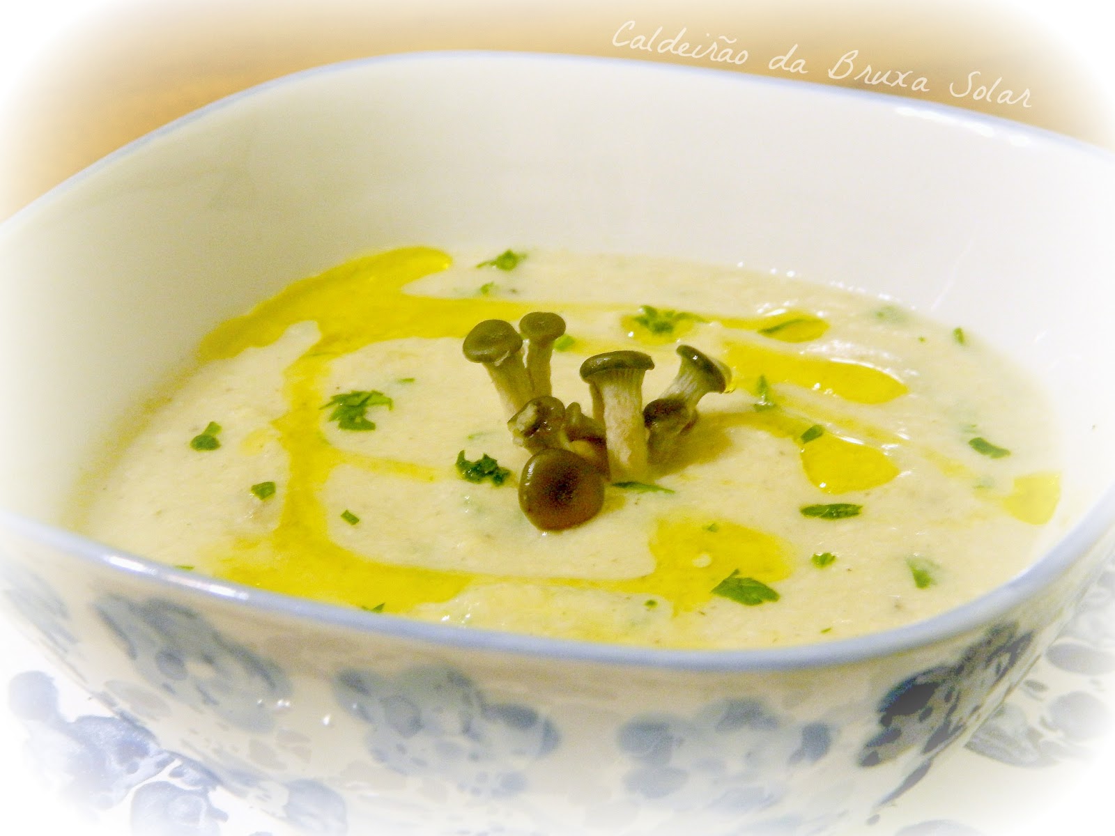 Receitas do Caldeirão : Sopa creme de shitake e palmito pupunha