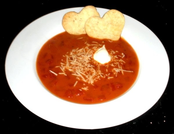 The Nest at Finch Rest: MAKING YOUR OWN SOUP CRACKERS