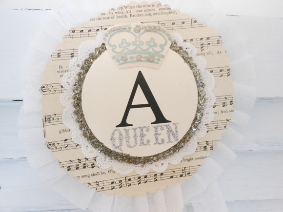 Evelyn and Rose: The Queen's Badge