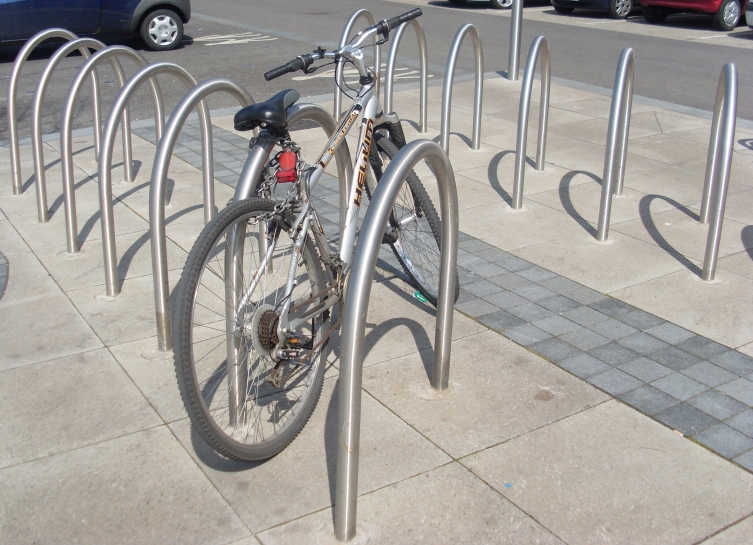 Barricade Fabrications: Cycle stands, cycle racks and high quality ...