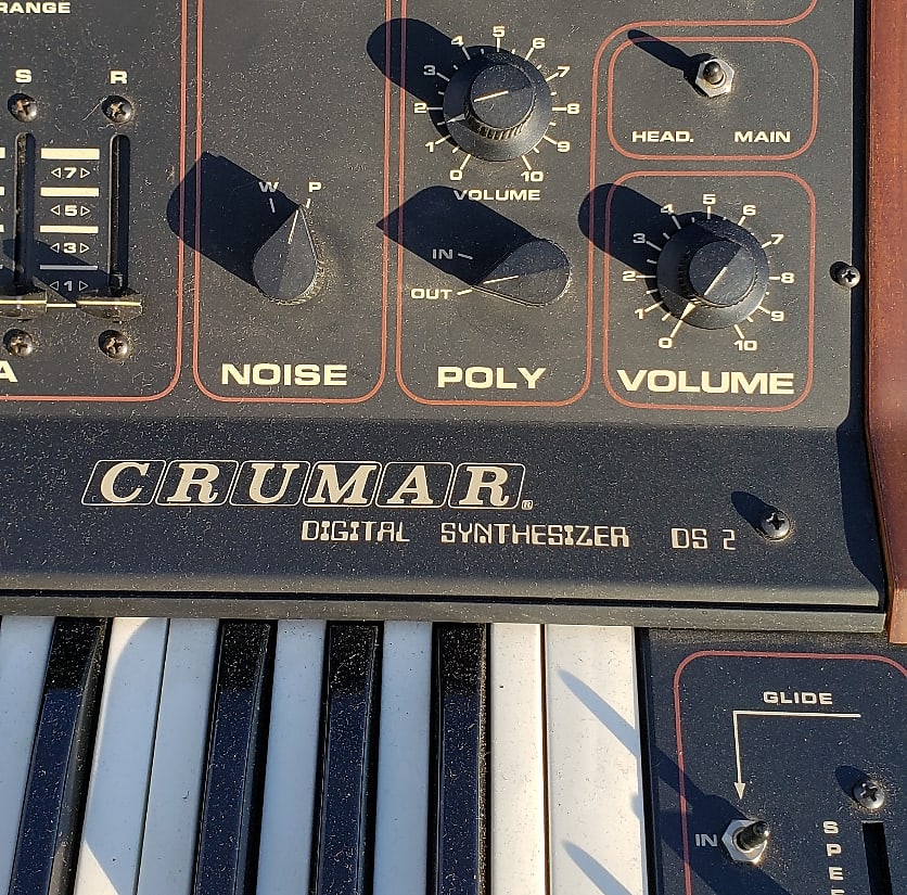 MATRIXSYNTH: Crumar DS-2 Digital Synthesizer SN 00054