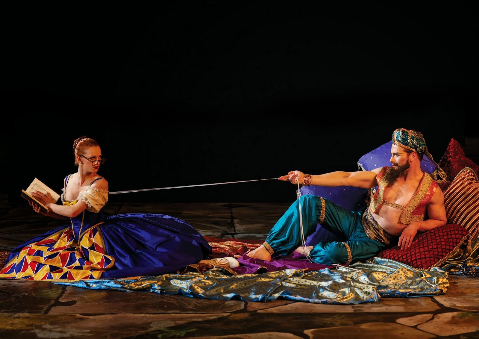 BARIHUNKS ®: Curtis Sullivan's sexy Pasha Selim at Opera Atelier