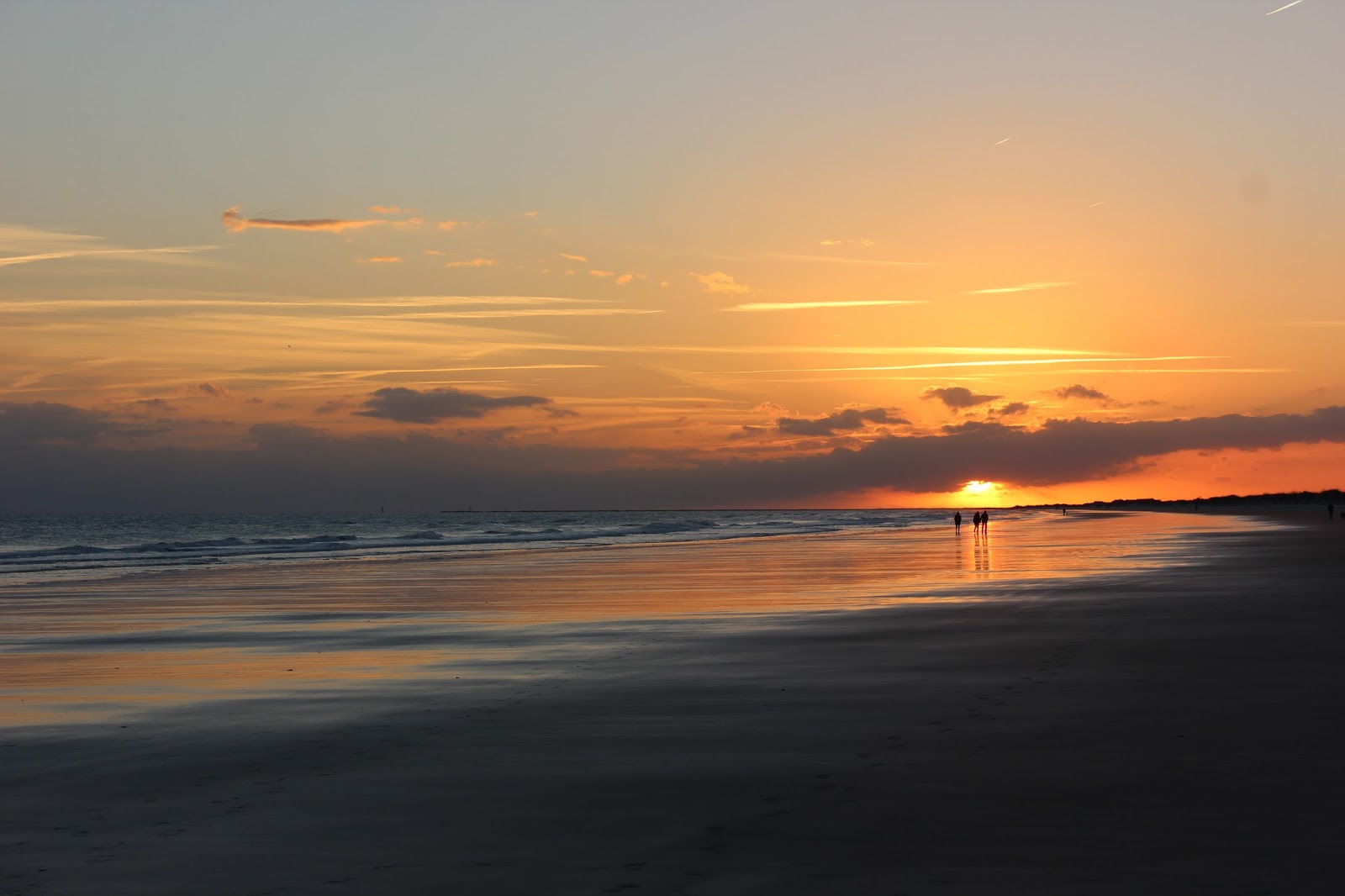 Cornerstone Retreat: Sunset at Sunset Beach NC