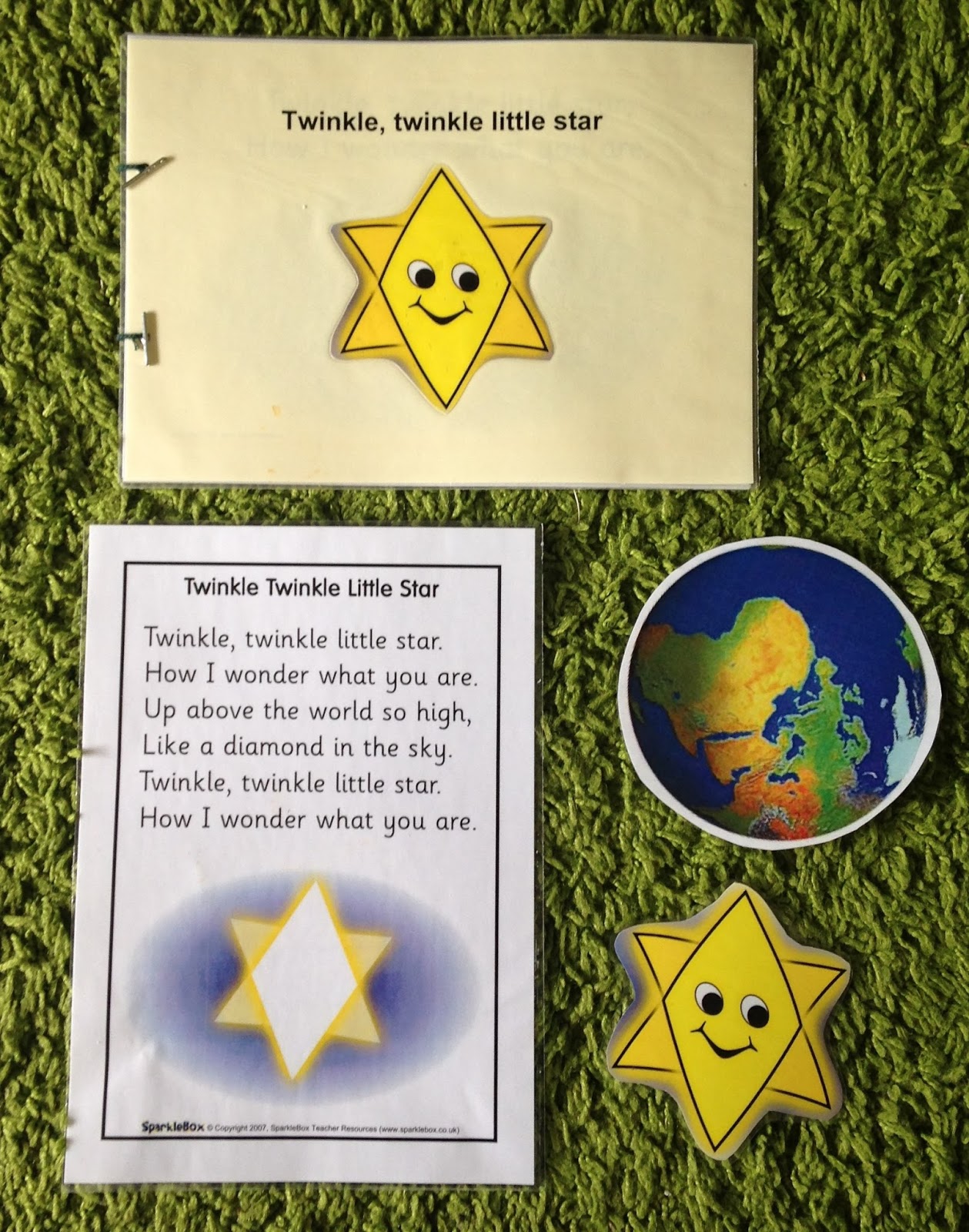 Early language skills through play.......: Twinkle Twinkle