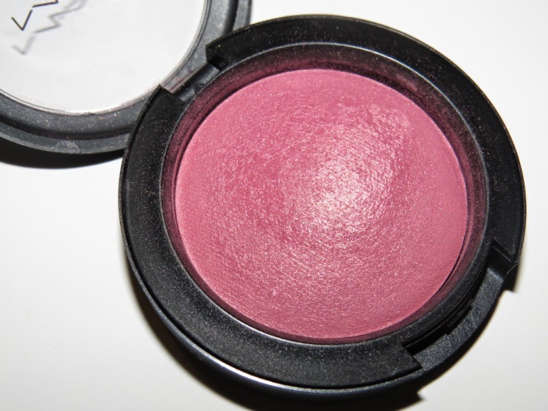 Amanda Gregory Beauty: MAC - Gentle Blush Review & Swatches