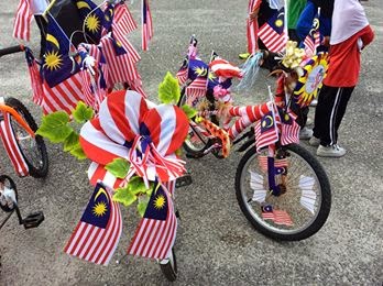 Gambar Basikal Berhias Merdeka : Maybe you would like to learn more ...