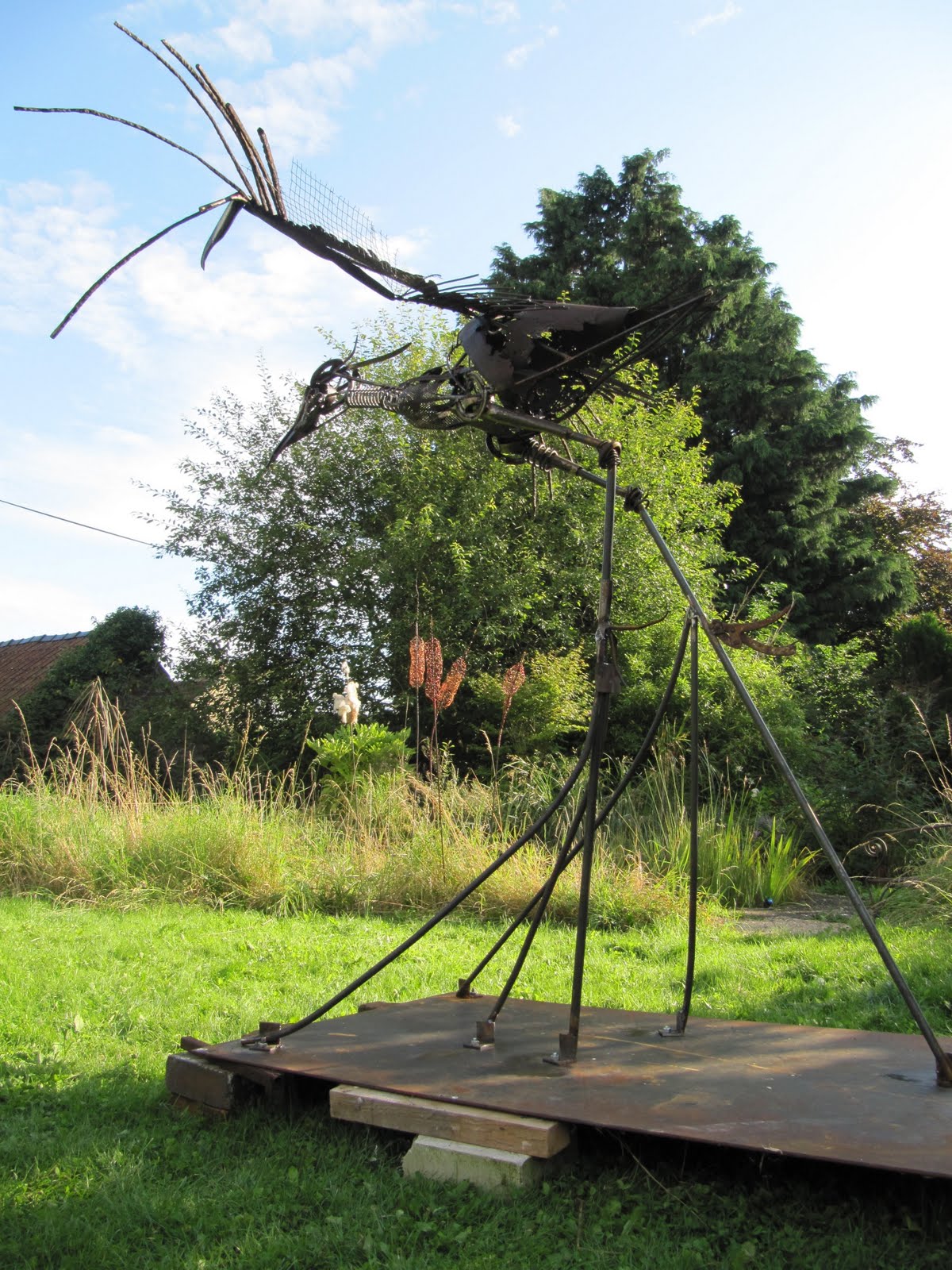 SCRAPTORS SCULPTURE GROUP: August 2011