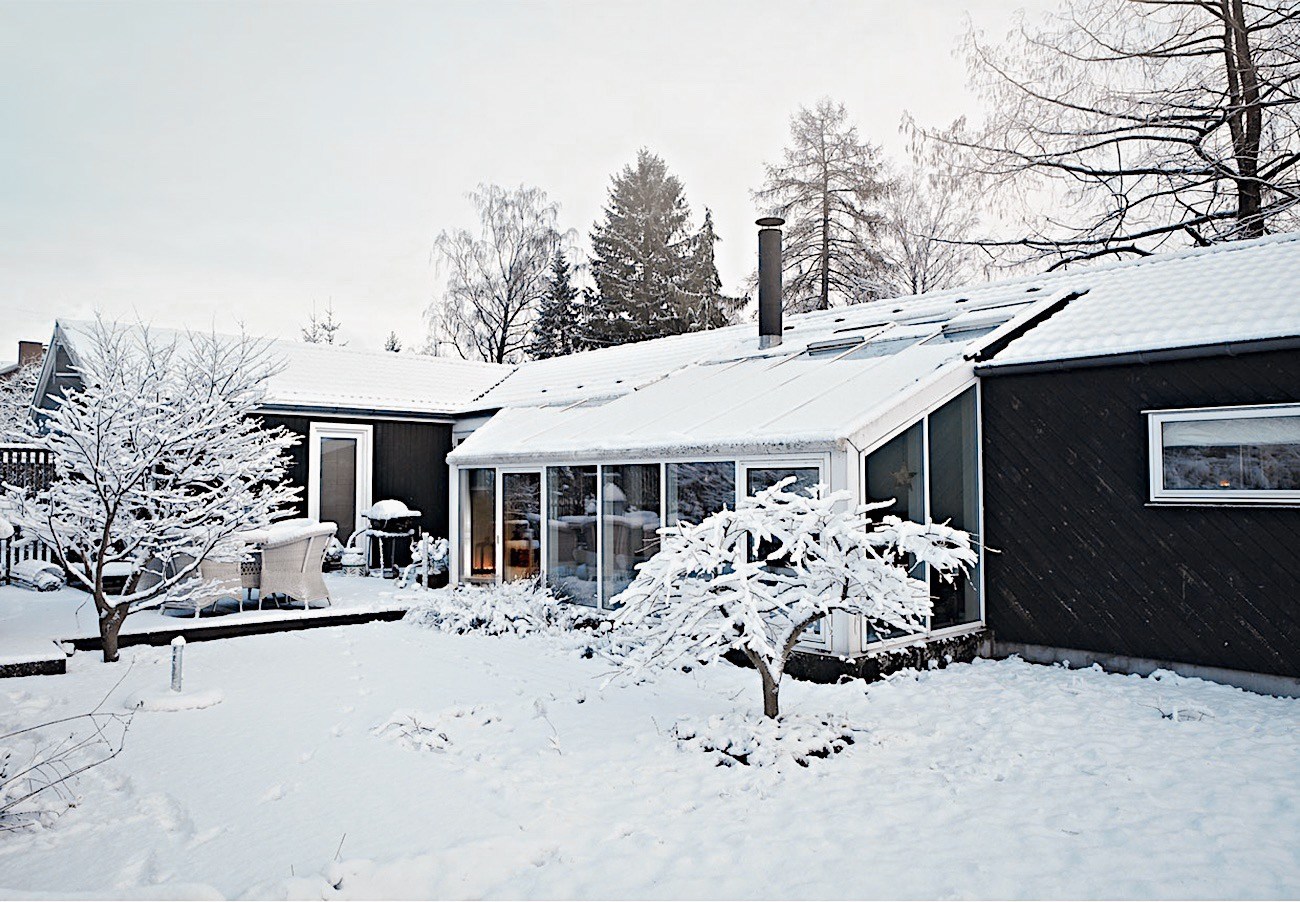 A Danish house decorated in naturally Nordic holiday style.
