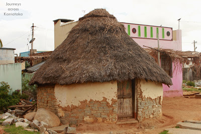 Journeys across Karnataka: Palegara Bise Gowdara Kote, Harapanayakanahalli