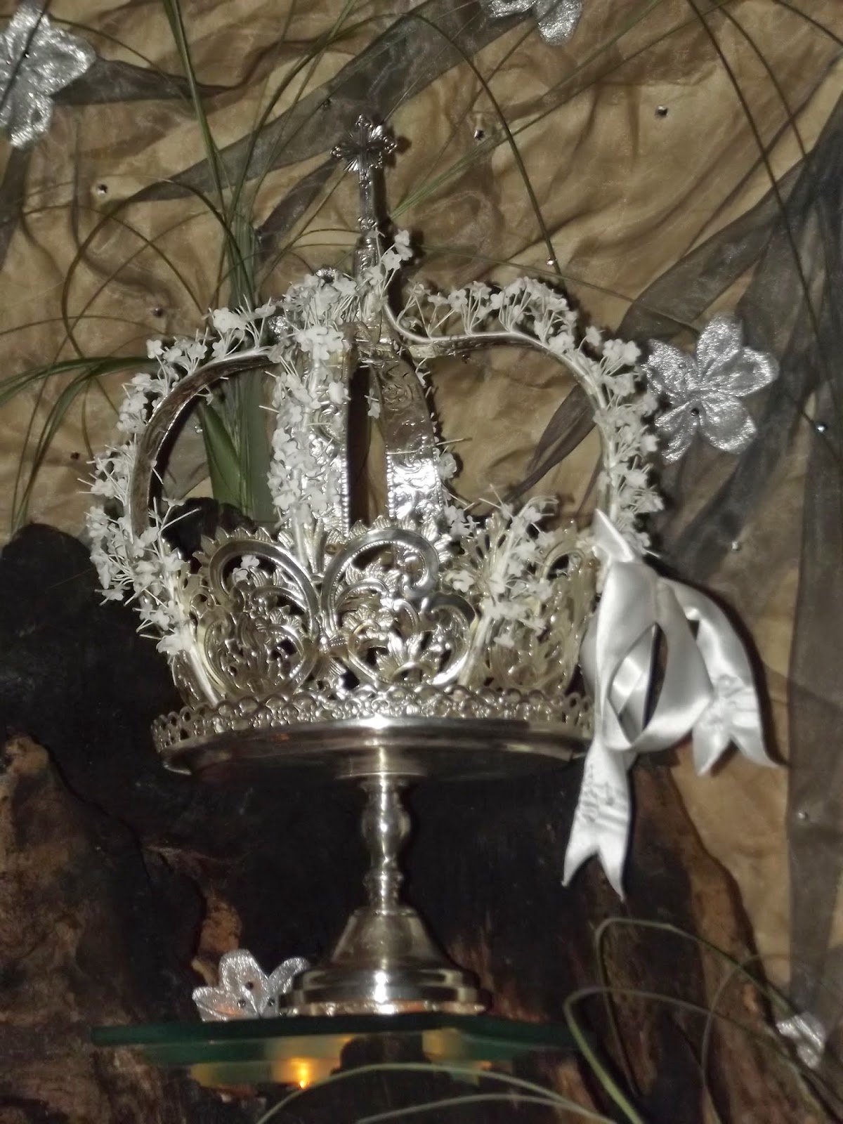 Altar ao Divino Espirito Santo