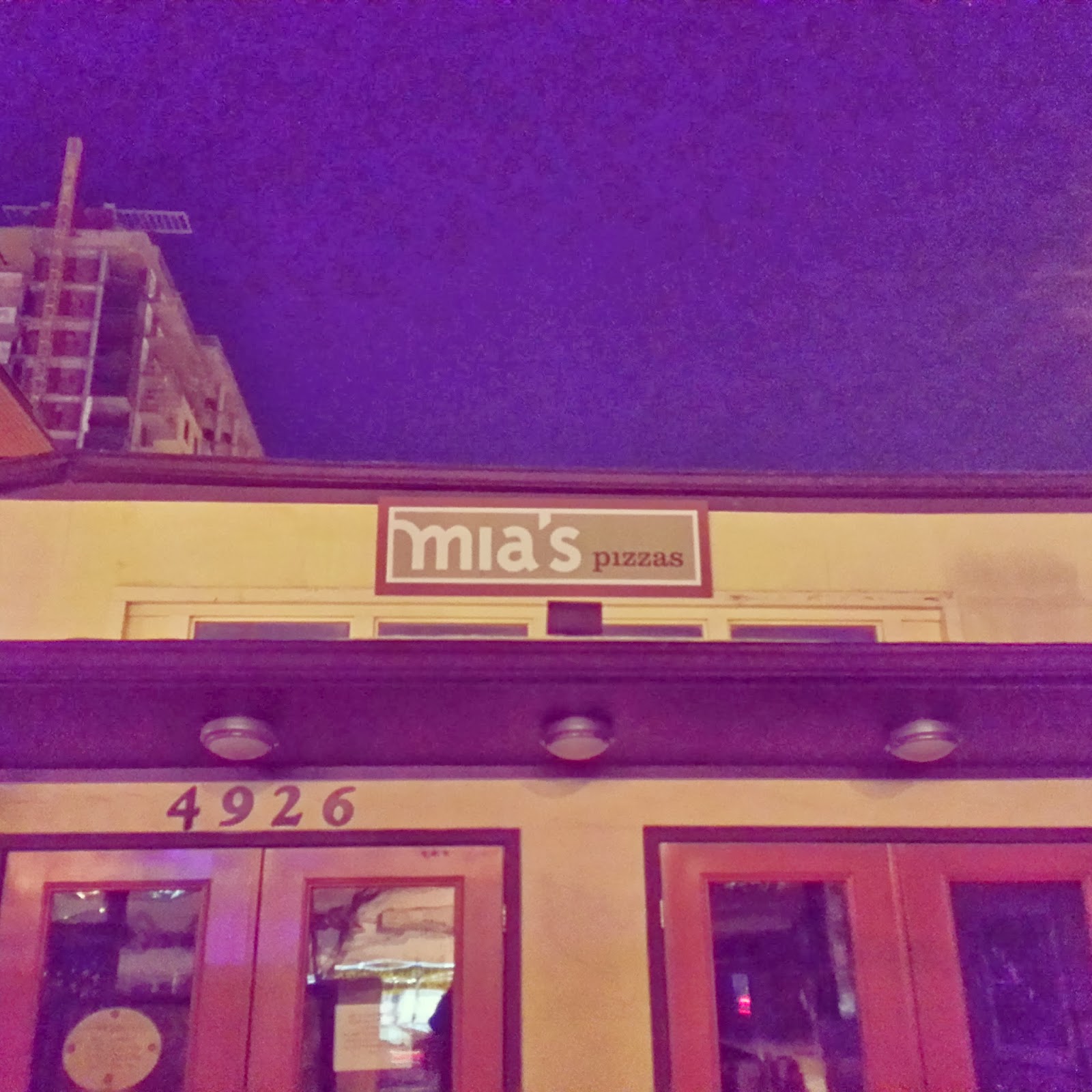 Robert Dyer @ Bethesda Row: Mia's Pizzas in Bethesda is now Alatri Bros ...