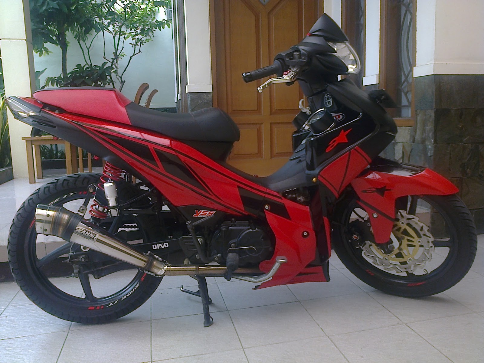 Gambar Modifikasi Motor Honda Revo 2009 Terbaru