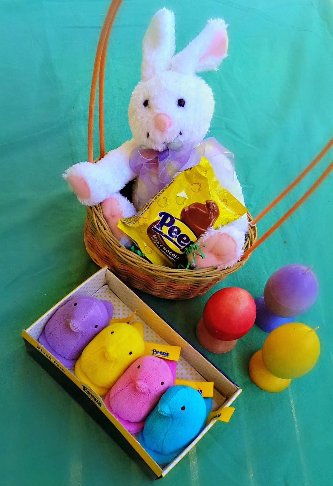Bonggamom Finds: Ideas for Easter gift baskets featuring Peeps