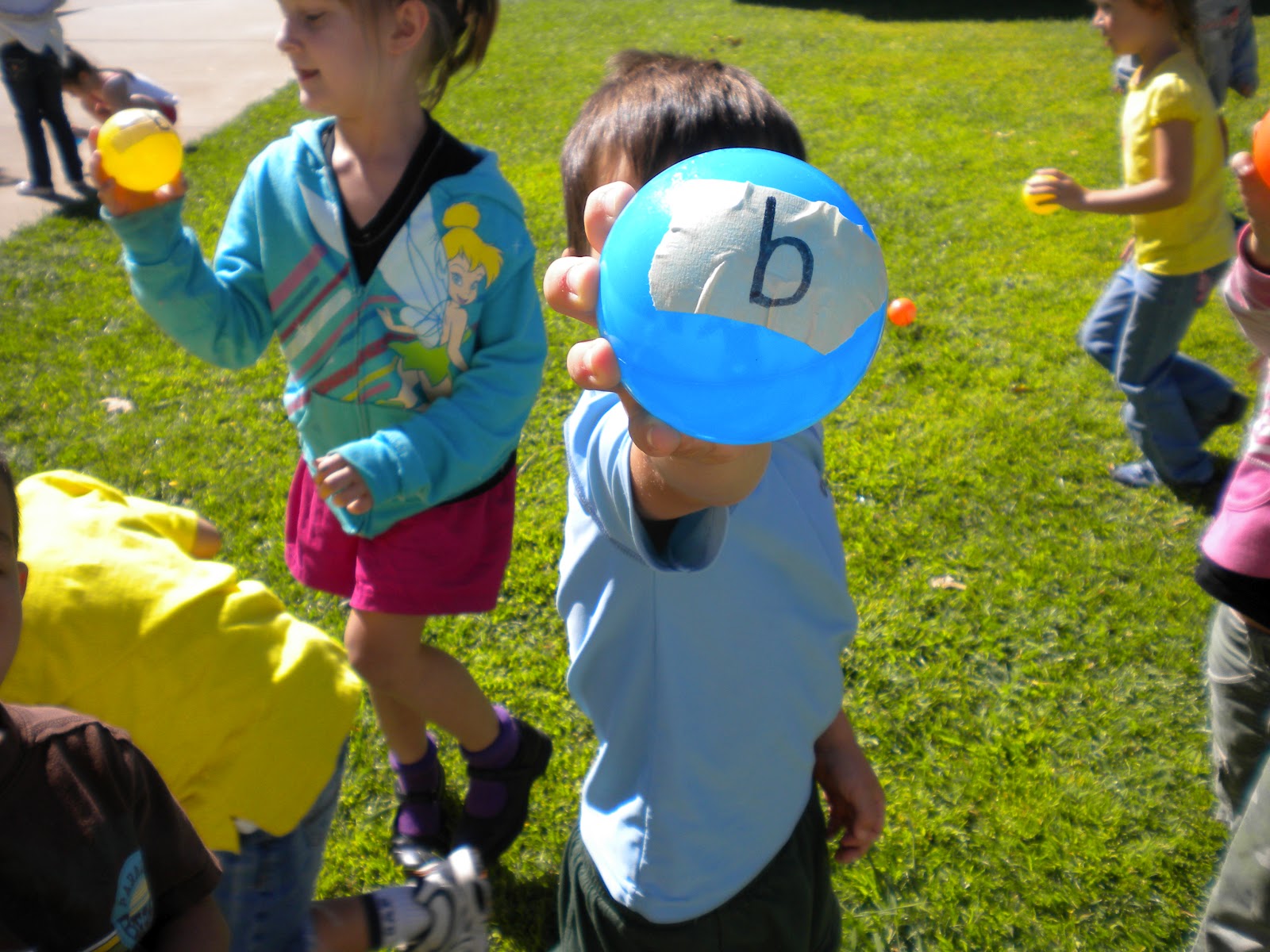 GET THOSE WIGGLES OUT + MOVE TO LEARN! - Teacher Idea Factory