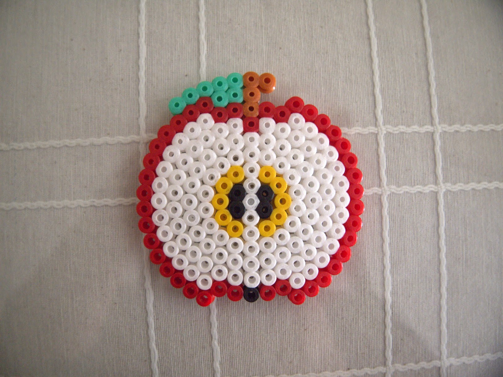 MUNDO HAMA BEADS