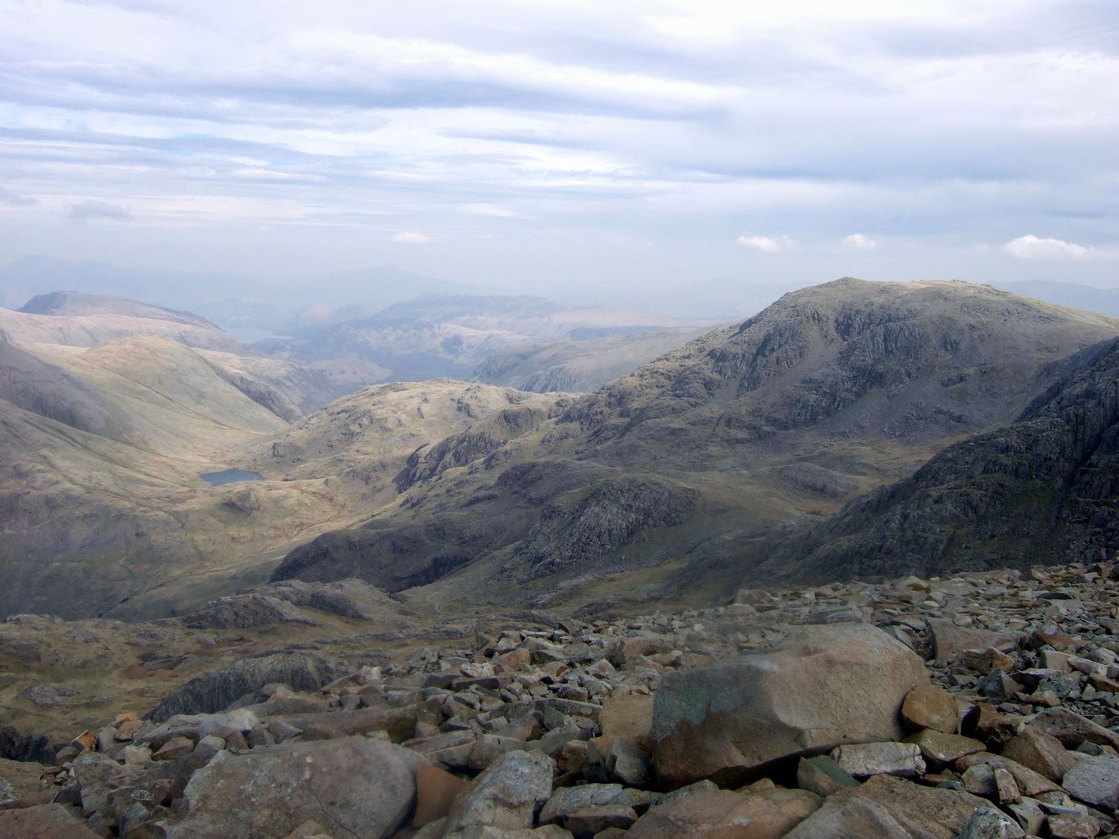 In the Lakeland Fells: Hiking in the Lake District - Across England's ...
