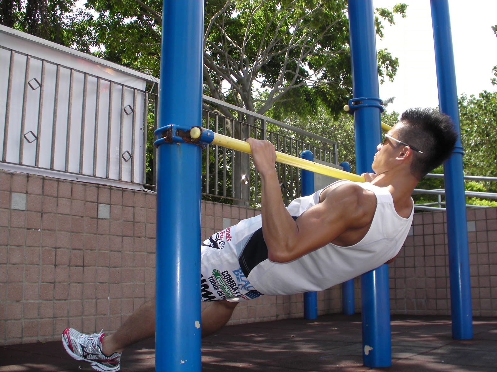 簡易運動博客 by: Fred Wong - personal trainer in Hong Kong: 10月 2012