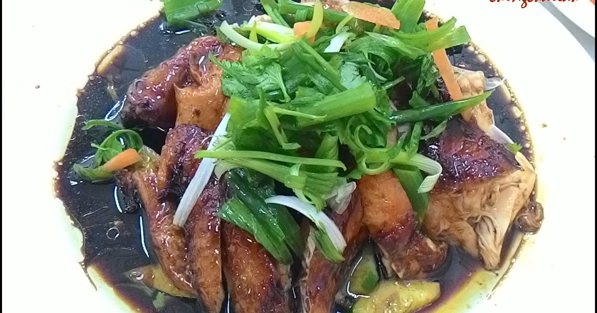 Simple Living In Nancy: Chicken Rice At Restoran Nasi Ayam Pak Kong, Ipoh.