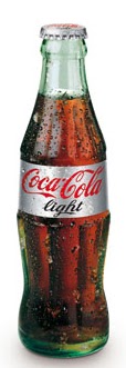 ART & LIFE: ¡Coca-Cola Light la nueva musa de los diseñadores!