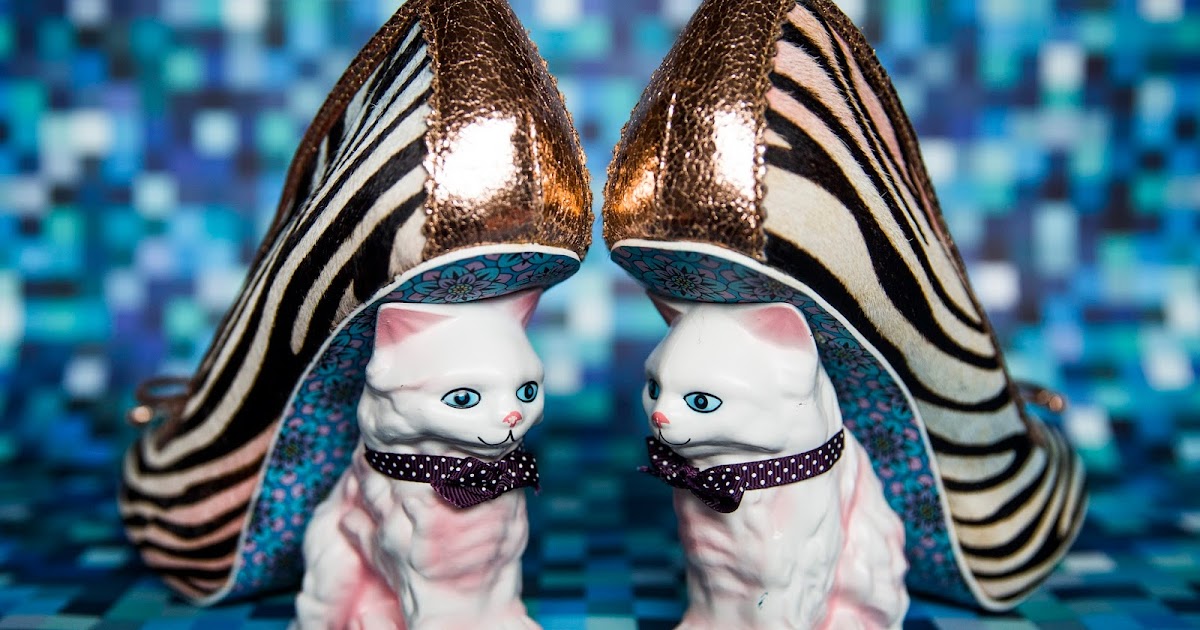 Paw Print - Cat Heels