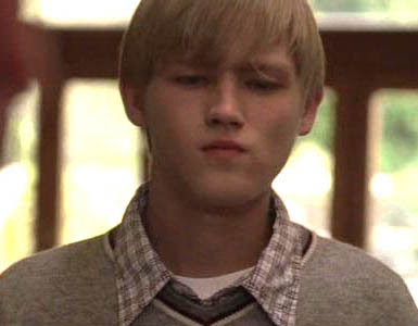 24 horas brasil: Josh Bauer (Evan Ellingson)