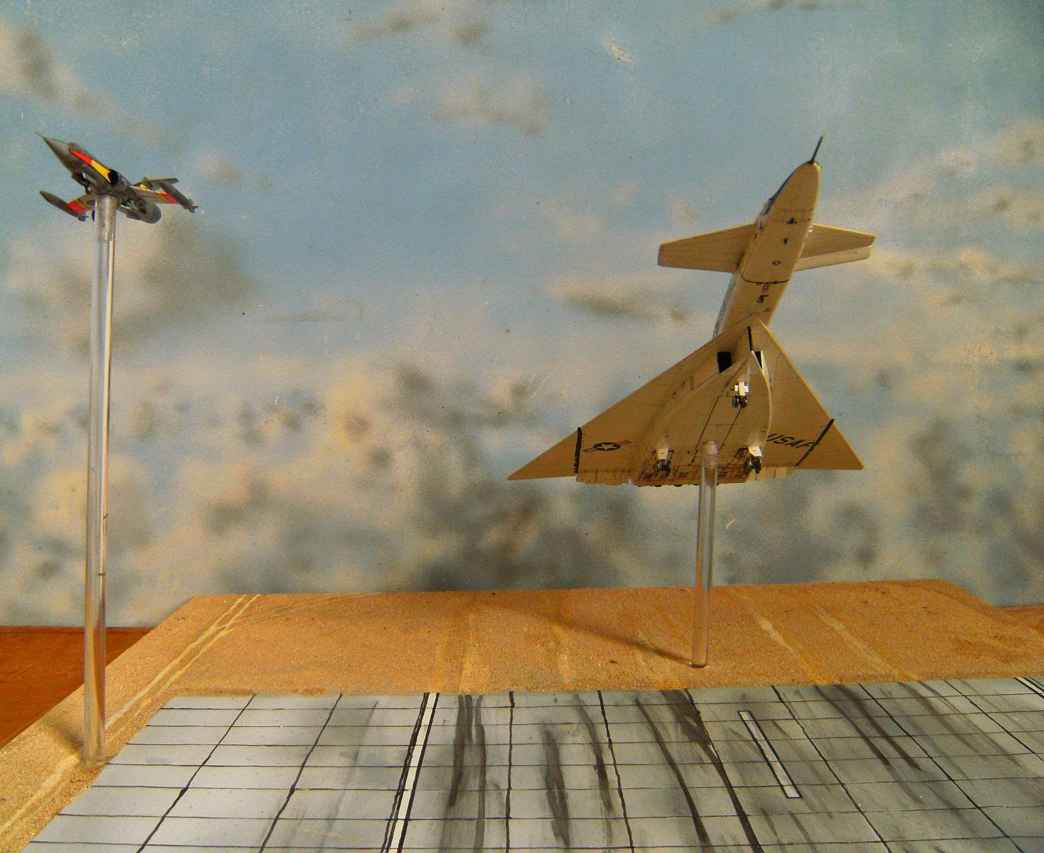 Happyscale-Modellbau: North American XB-70 Valkyrie & Lockheed F-104N ...