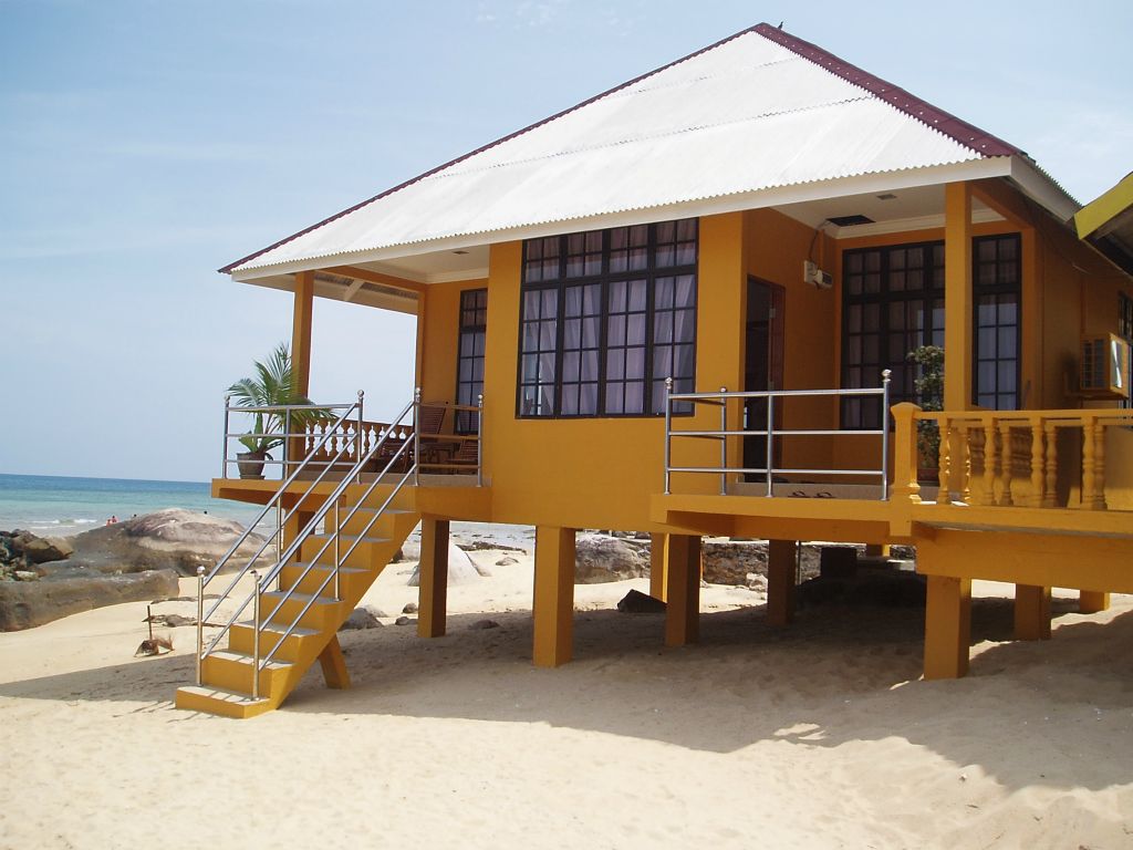 SUN BEACH RESORT, KG. GENTING ~ PULAU TIOMAN - Resort Pulau Tioman