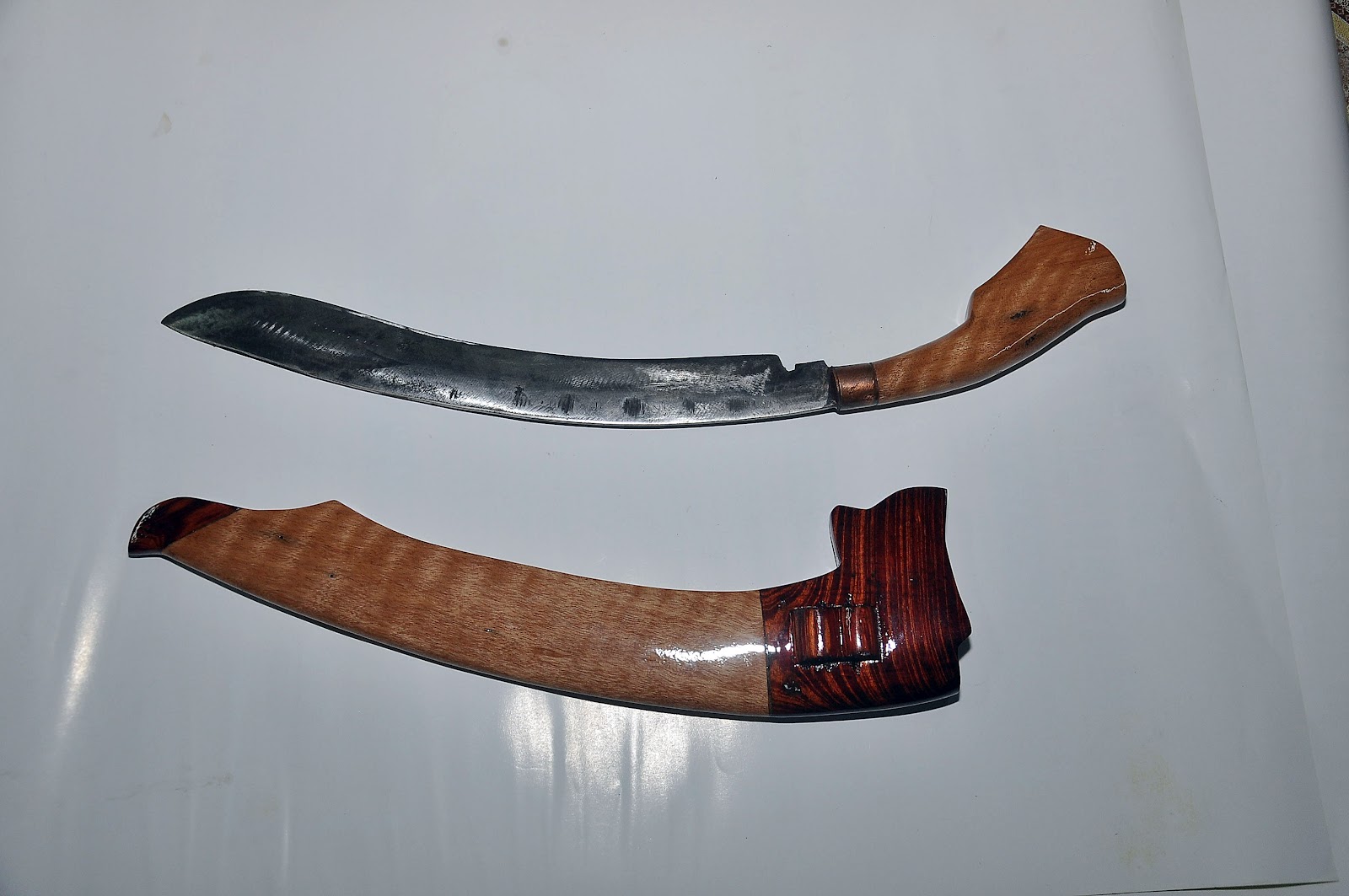 Pertukangan Hulu & Sarung Parang TAMMAN