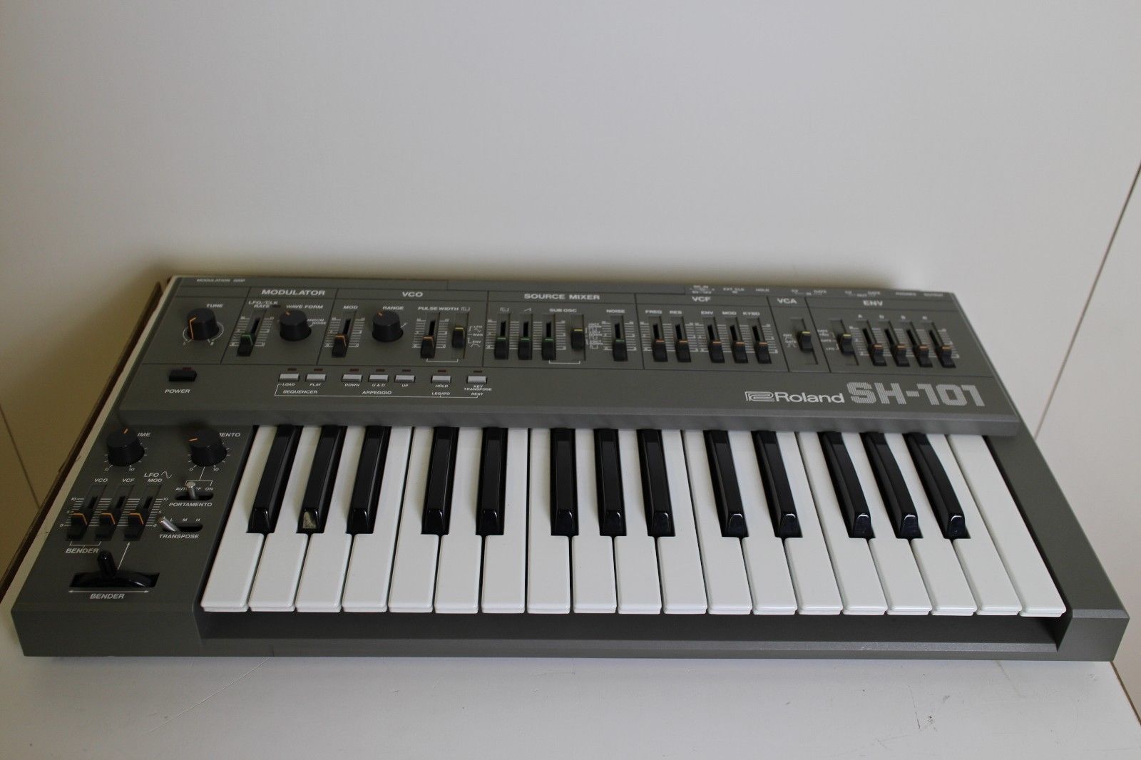 MATRIXSYNTH: ROLAND SH-101