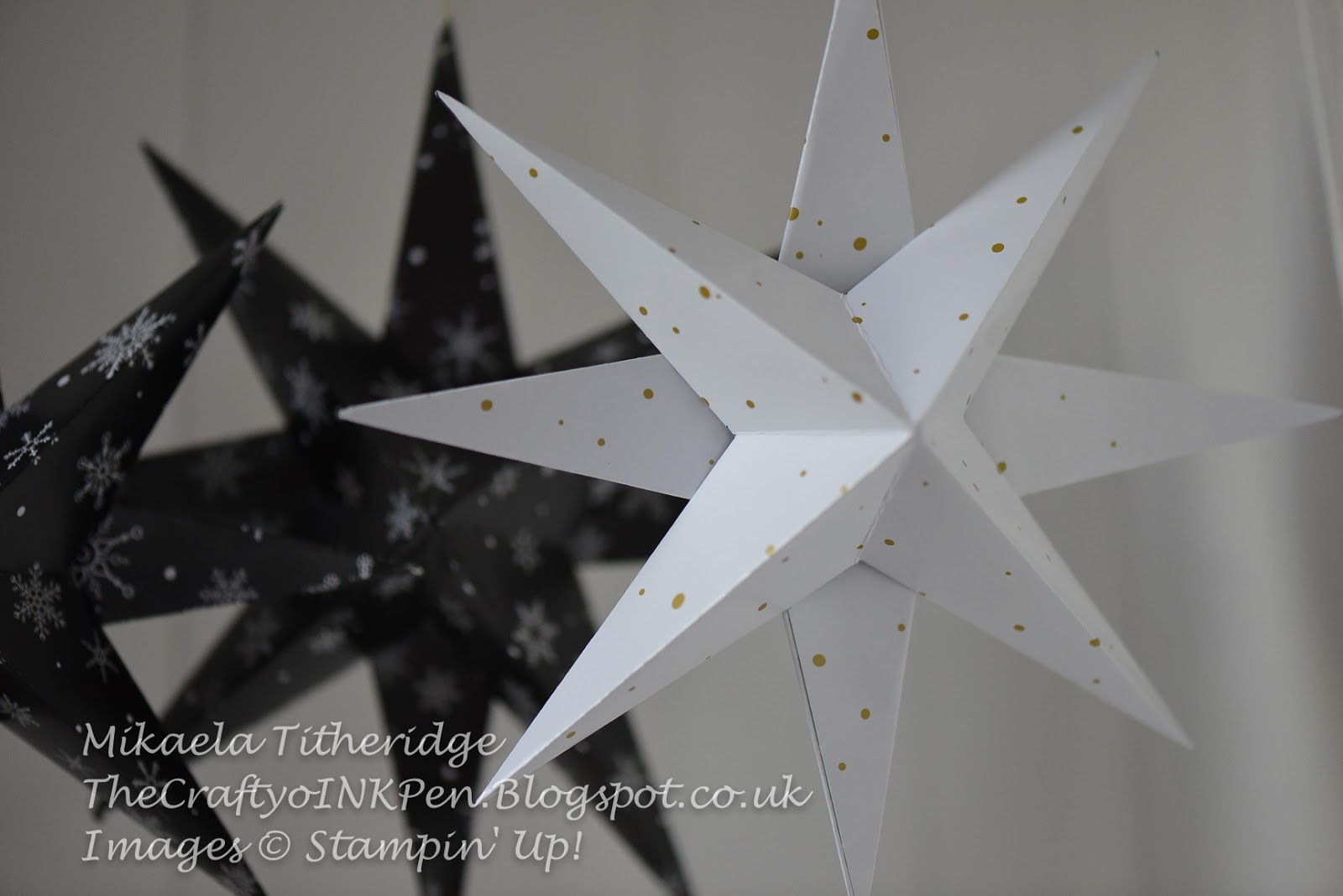 Winter Wonderland Paper Stars with Free Tutorial - The Crafty oINK Pen