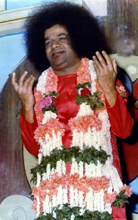 High Definition Photo And Wallpapers: sri sathya sai photos, god sai ...