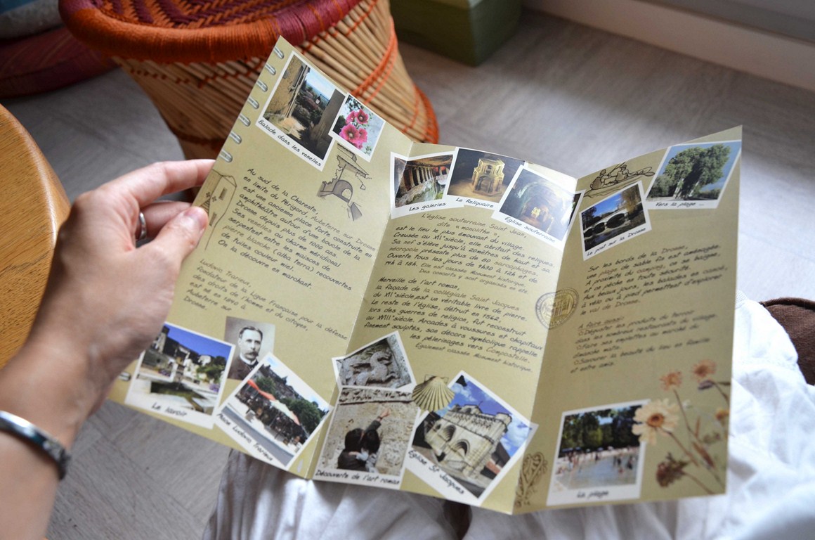 M.A création graphique: Dépliant touristique