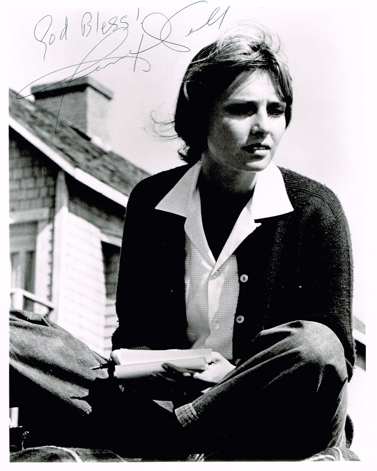 Mark's Autographs: TTM Success - Actress and Model Jennifer O'Neill